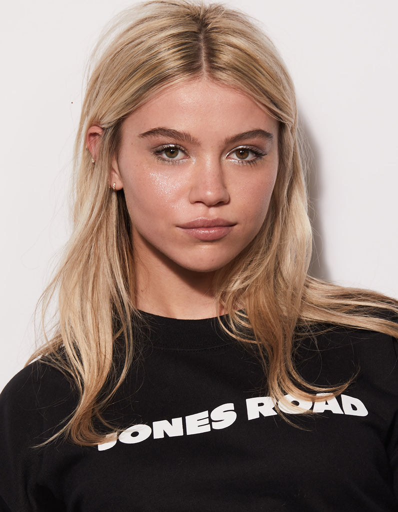 How To: Bobbi's Tips for Wearing Silver Liner – Jones Road
