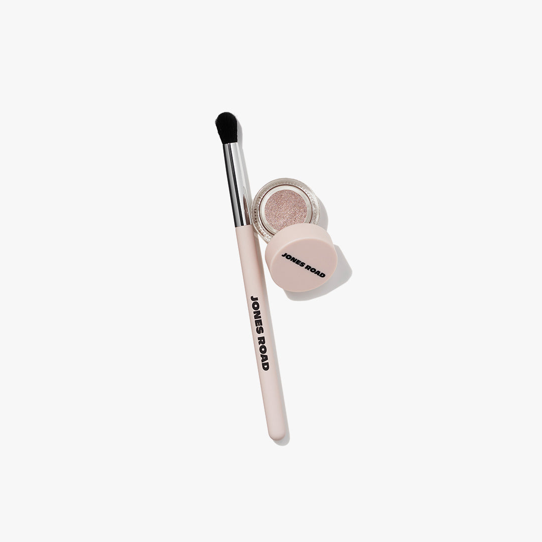 Different Types of Makeup Brushes & Their Uses - Jones Road
