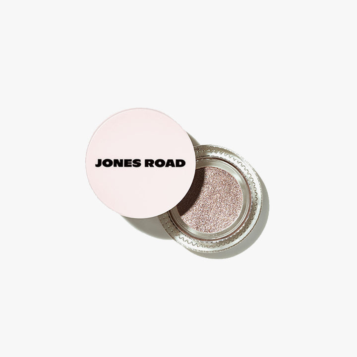 How to Fix Your Mascara to Make It Less Clumpy - Jones Road